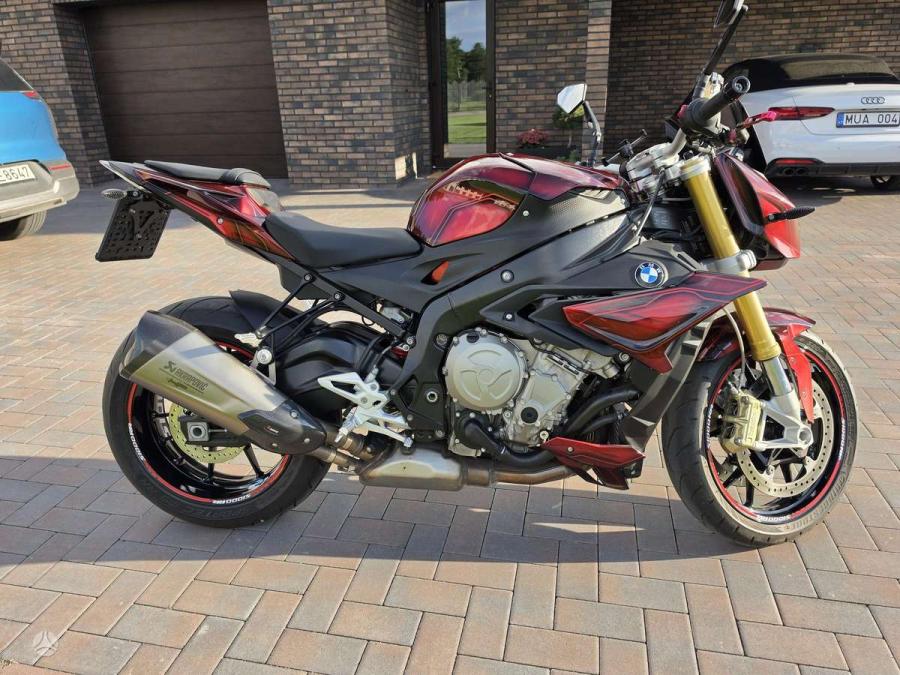 Sarkans BMW S 1000R 2018 Druskininkai, ar dzinēja tilpumu 1.00 L un nobraukumu 11 tūkst. km par 8800 €, foto 13 vietnē AUTOMOTO.COM.LV