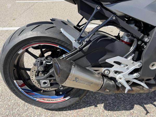 White BMW S 1000R 2015 in Vilnius, with an engine capacity of 1.00 L and mileage of 34 thousand km for 7200 €, photo 4 on AUTOMOTO.COM.LV