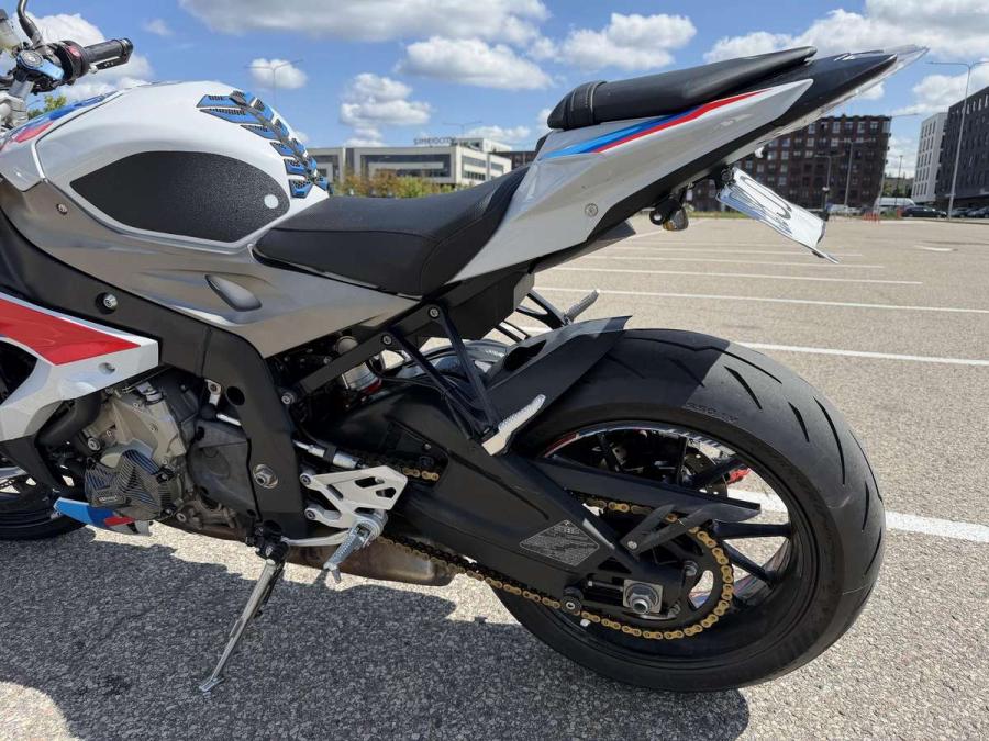 White BMW S 1000R 2015 in Vilnius, with an engine capacity of 1.00 L and mileage of 34 thousand km for 7200 €, photo 7 on AUTOMOTO.COM.LV