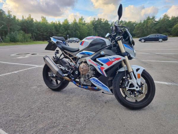 Balts BMW S 1000R 2022 Klaipėda, ar dzinēja tilpumu 1.00 L un nobraukumu 27 tūkst. km par 12000 €, foto 4 vietnē AUTOMOTO.COM.LV