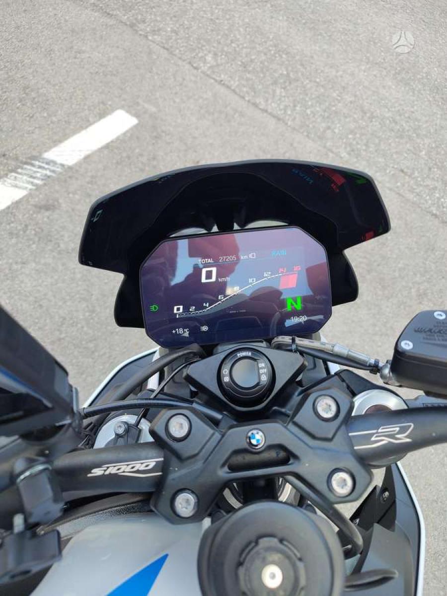 Balts BMW S 1000R 2022 Klaipėda, ar dzinēja tilpumu 1.00 L un nobraukumu 27 tūkst. km par 12000 €, foto 6 vietnē AUTOMOTO.COM.LV