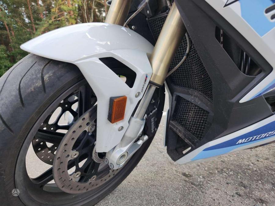 Balts BMW S 1000R 2022 Klaipėda, ar dzinēja tilpumu 1.00 L un nobraukumu 27 tūkst. km par 12000 €, foto 8 vietnē AUTOMOTO.COM.LV