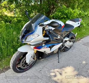 Black BMW S 1000RR 2012 in Tallinn, with an engine capacity of 1.00 L and mileage of 38 thousand km for 8999 €, photo 3 on AUTOMOTO.COM.LV