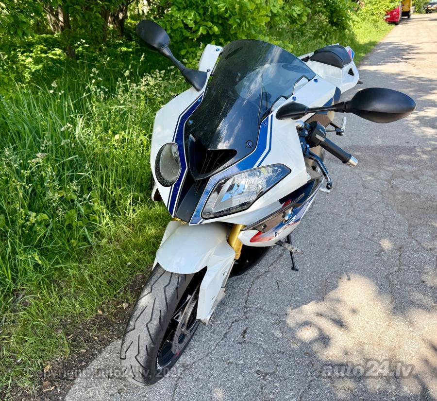 Black BMW S 1000RR 2012 in Tallinn, with an engine capacity of 1.00 L and mileage of 38 thousand km for 8999 €, photo 12 on AUTOMOTO.COM.LV