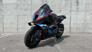 Melns BMW S 1000RR 2023 Viļņa, ar dzinēja tilpumu 1.00 L un nobraukumu 9 tūkst. km par 26900 €, foto 4 vietnē AUTOMOTO.COM.LV