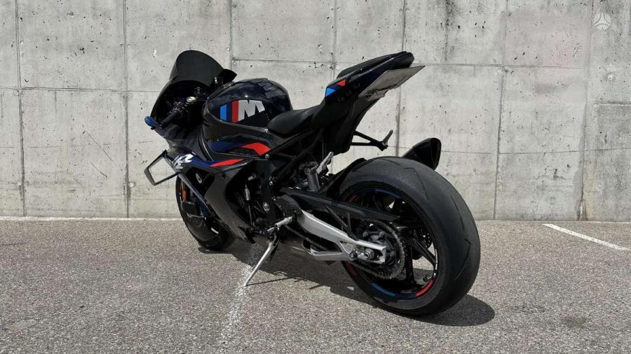 Melns BMW S 1000RR 2023 Viļņa, ar dzinēja tilpumu 1.00 L un nobraukumu 9 tūkst. km par 26900 €, foto 6 vietnē AUTOMOTO.COM.LV
