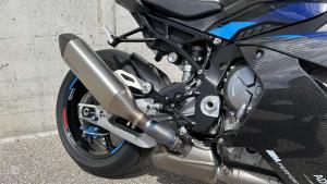 Melns BMW S 1000RR 2023 Viļņa, ar dzinēja tilpumu 1.00 L un nobraukumu 9 tūkst. km par 26900 €, foto 8 vietnē AUTOMOTO.COM.LV