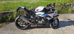 Black BMW S 1000RR 2023 in Tallinn, with an engine capacity of 1.00 L and mileage of 8 thousand km for 25000 €, photo 3 on AUTOMOTO.COM.LV