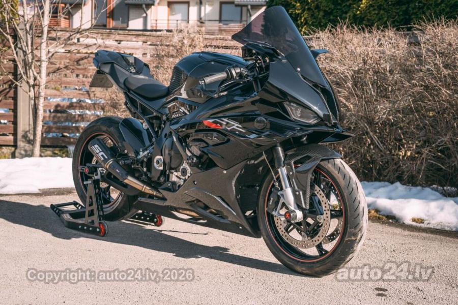 Black BMW S 1000RR 2024 in Riga, with an engine capacity of 0.00 L and mileage of 8 thousand km for 26600 €, photo 1 on AUTOMOTO.COM.LV