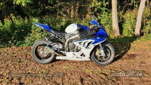 Blue BMW S 1000RR 2012 in Kuressaare, with an engine capacity of 1.00 L and mileage of 27 thousand km for 10000 €, photo 4 on AUTOMOTO.COM.LV