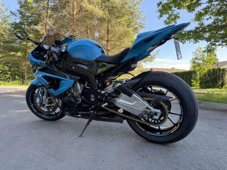 Blue BMW S 1000RR 2012 in Vilnius, with an engine capacity of 1.00 L and mileage of 37 thousand km for 8200 €, photo 7 on AUTOMOTO.COM.LV