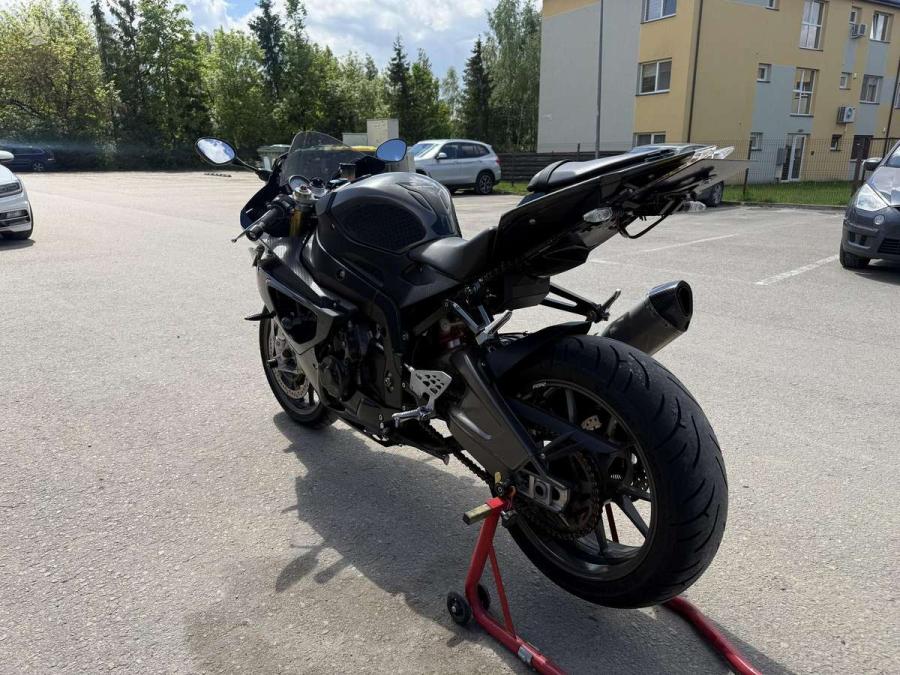 Pelēks BMW S 1000RR 2011 Kauņa, ar dzinēja tilpumu 1.00 L un nobraukumu 53 tūkst. km par 7500 €, foto 5 vietnē AUTOMOTO.COM.LV