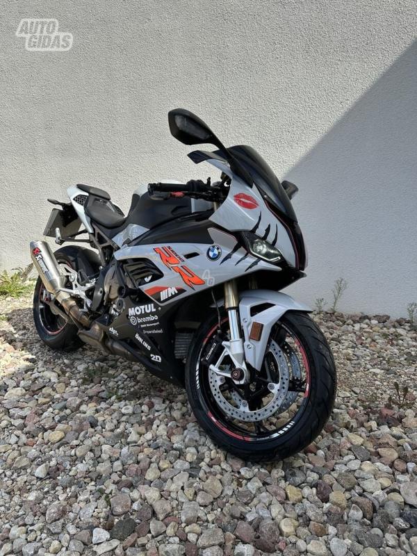 Grey BMW S 1000RR 2021 in Vilnius, with an engine capacity of 1.00 L and mileage of 13 thousand km for 16000 €, photo 1 on AUTOMOTO.COM.LV
