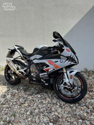 Grey BMW S 1000RR 2021 in Vilnius, with an engine capacity of 1.00 L and mileage of 13 thousand km for 16000 €, photo 4 on AUTOMOTO.COM.LV