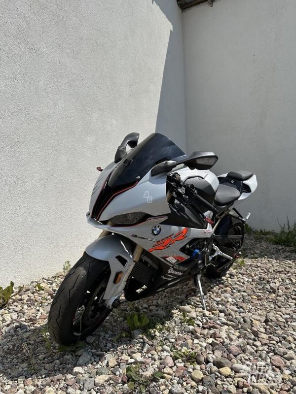 Grey BMW S 1000RR 2021 in Vilnius, with an engine capacity of 1.00 L and mileage of 13 thousand km for 16000 €, photo 7 on AUTOMOTO.COM.LV