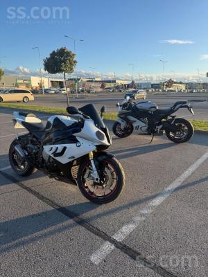BMW S 1000RR 2010 in Riga, with an engine capacity of 1.00 L and mileage of 0 thousand km for 6000 €, photo 3 on AUTOMOTO.COM.LV