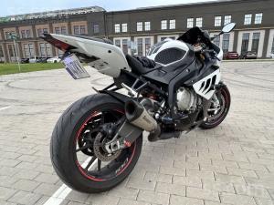 БМВ S 1000RR 2010 в Рига, объемом двигателя 1.00 л и пробегом 0 тыс. км за 6444 €, фото 5 на AUTOMOTO.COM.LV