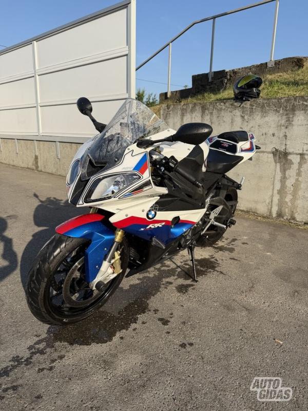 BMW S 1000RR 2010 Alīta, ar dzinēja tilpumu 0.00 L un nobraukumu 21 tūkst. km par 8500 €, foto 1 vietnē AUTOMOTO.COM.LV