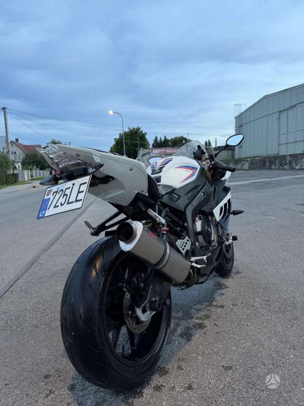 БМВ S 1000RR 2010 в Алитус, объемом двигателя 1.00 л и пробегом 21 тыс. км за 7500 €, фото 8 на AUTOMOTO.COM.LV