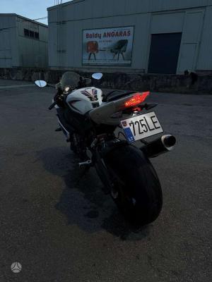 БМВ S 1000RR 2010 в Алитус, объемом двигателя 1.00 л и пробегом 21 тыс. км за 7500 €, фото 10 на AUTOMOTO.COM.LV