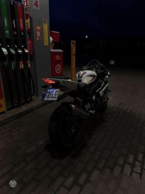 БМВ S 1000RR 2010 в Алитус, объемом двигателя 1.00 л и пробегом 21 тыс. км за 7500 €, фото 14 на AUTOMOTO.COM.LV