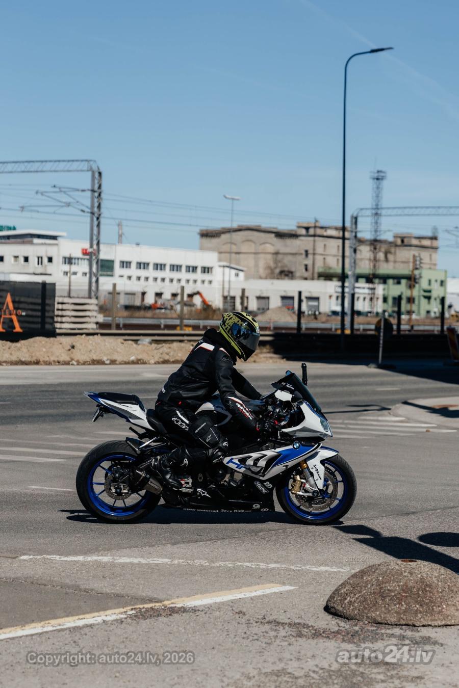 БМВ S 1000RR 2011 в Таллин, объемом двигателя 1.00 л и пробегом 57 тыс. км за 13000 €, фото 10 на AUTOMOTO.COM.LV