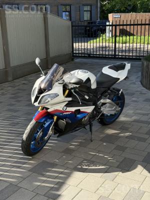 BMW S 1000RR 2011 in Jelgava, with an engine capacity of 1.00 L and mileage of 0 thousand km for 7200 €, photo 3 on AUTOMOTO.COM.LV