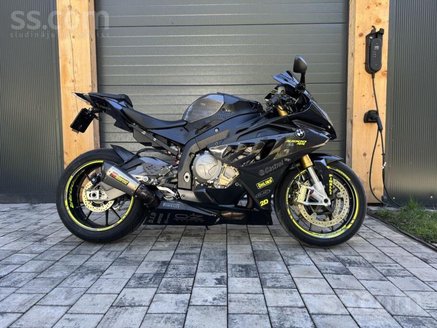 BMW S 1000RR 2011 in Riga, with an engine capacity of 1.00 L and mileage of 0 thousand km for 7400 €, photo 6 on AUTOMOTO.COM.LV