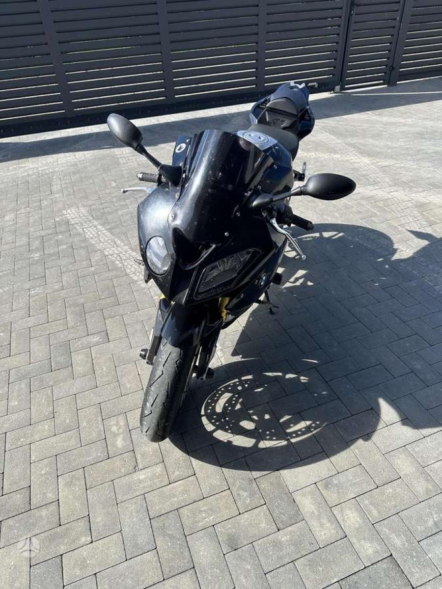BMW S 1000RR 2011 in Sakiai, with an engine capacity of 1.00 L and mileage of 32 thousand km for 7100 €, photo 5 on AUTOMOTO.COM.LV