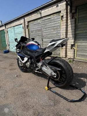 BMW S 1000RR 2013 in Kaunas, with an engine capacity of 1.00 L and mileage of 49 thousand km for 9500 €, photo 1 on AUTOMOTO.COM.LV