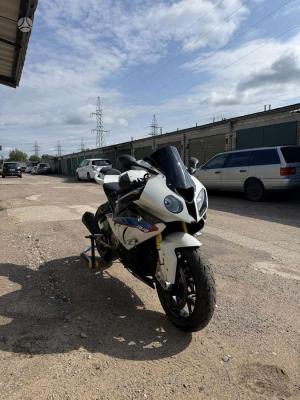BMW S 1000RR 2013 in Kaunas, with an engine capacity of 1.00 L and mileage of 49 thousand km for 9500 €, photo 4 on AUTOMOTO.COM.LV