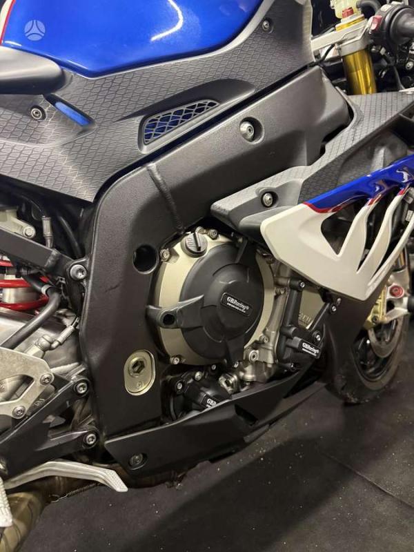 BMW S 1000RR 2013 in Kaunas, with an engine capacity of 1.00 L and mileage of 49 thousand km for 9500 €, photo 6 on AUTOMOTO.COM.LV