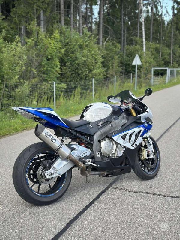 BMW S 1000RR 2013 in Vilnius, with an engine capacity of 1.00 L and mileage of 32 thousand km for 8600 €, photo 7 on AUTOMOTO.COM.LV