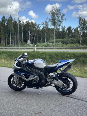BMW S 1000RR 2013 in Vilnius, with an engine capacity of 1.00 L and mileage of 32 thousand km for 8600 €, photo 10 on AUTOMOTO.COM.LV