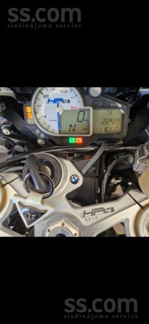 BMW S 1000RR 2015 Rīga, ar dzinēja tilpumu 1.00 L un nobraukumu 0 tūkst. km par 13000 €, foto 3 vietnē AUTOMOTO.COM.LV