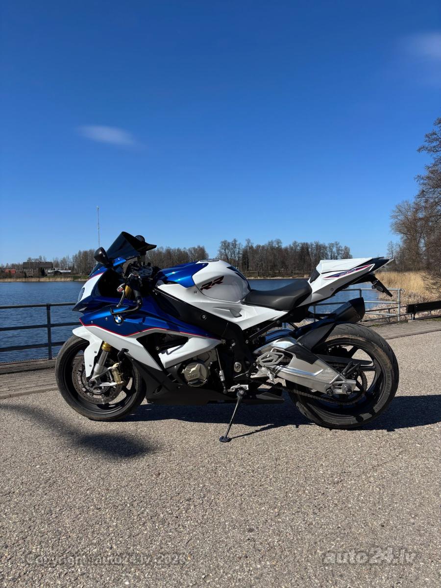 BMW S 1000RR 2015 Pelva, ar dzinēja tilpumu 1.00 L un nobraukumu 29 tūkst. km par 11500 €, foto 4 vietnē AUTOMOTO.COM.LV