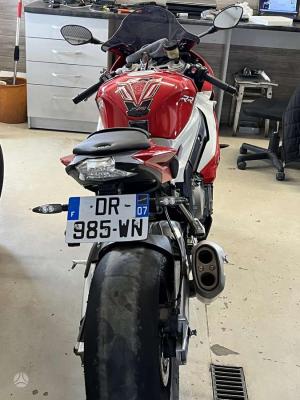 BMW S 1000RR 2015 in Kelme, with an engine capacity of 1.00 L and mileage of 15 thousand km for 12500 €, photo 5 on AUTOMOTO.COM.LV