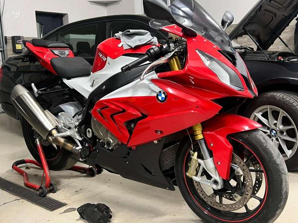 BMW S 1000RR 2015 Kelmė, ar dzinēja tilpumu 1.00 L un nobraukumu 15 tūkst. km par 12500 €, foto 5 vietnē AUTOMOTO.COM.LV
