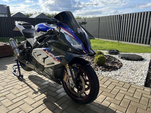 BMW S 1000RR 2015 Viļņa, ar dzinēja tilpumu 0.00 L un nobraukumu 22 tūkst. km par 10000 €, foto 2 vietnē AUTOMOTO.COM.LV