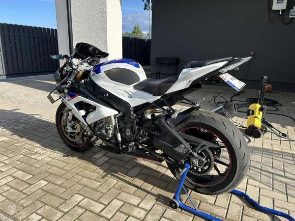 BMW S 1000RR 2015 Viļņa, ar dzinēja tilpumu 0.00 L un nobraukumu 22 tūkst. km par 10000 €, foto 3 vietnē AUTOMOTO.COM.LV