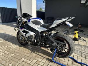 BMW S 1000RR 2015 in Vilnius, with an engine capacity of 0.00 L and mileage of 22 thousand km for 10000 €, photo 4 on AUTOMOTO.COM.LV