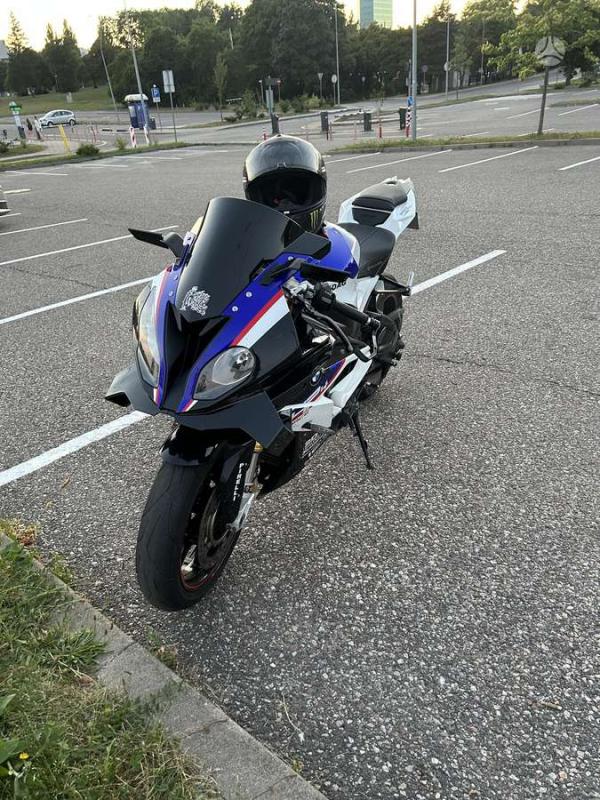 BMW S 1000RR 2015 Viļņa, ar dzinēja tilpumu 0.00 L un nobraukumu 22 tūkst. km par 10000 €, foto 5 vietnē AUTOMOTO.COM.LV
