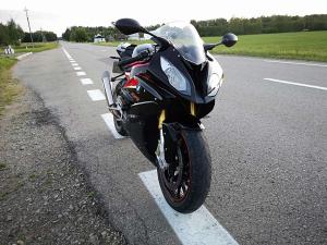 BMW S 1000RR 2015 in Radviliskis, with an engine capacity of 1.00 L and mileage of 27 thousand km for 8500 €, photo 7 on AUTOMOTO.COM.LV