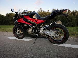 BMW S 1000RR 2015 in Radviliskis, with an engine capacity of 1.00 L and mileage of 27 thousand km for 8500 €, photo 8 on AUTOMOTO.COM.LV