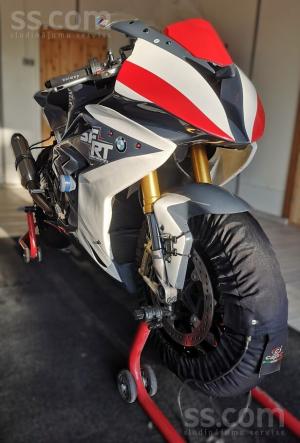 BMW S 1000RR 2016 in Dobele, with an engine capacity of 1.00 L and mileage of 0 thousand km for 10500 €, photo 4 on AUTOMOTO.COM.LV