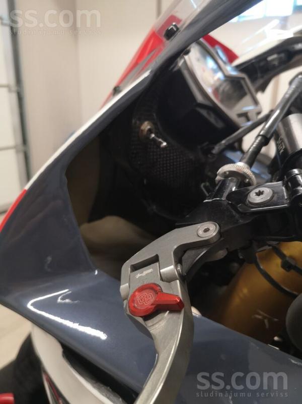 BMW S 1000RR 2016 Dobele, ar dzinēja tilpumu 1.00 L un nobraukumu 0 tūkst. km par 10500 €, foto 6 vietnē AUTOMOTO.COM.LV