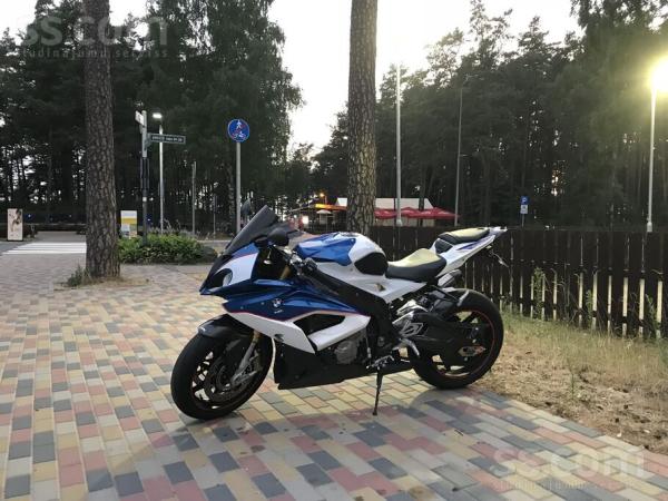 БМВ S 1000RR 2016 в Рига, объемом двигателя 1.00 л и пробегом 0 тыс. км за 9800 €, фото 1 на AUTOMOTO.COM.LV