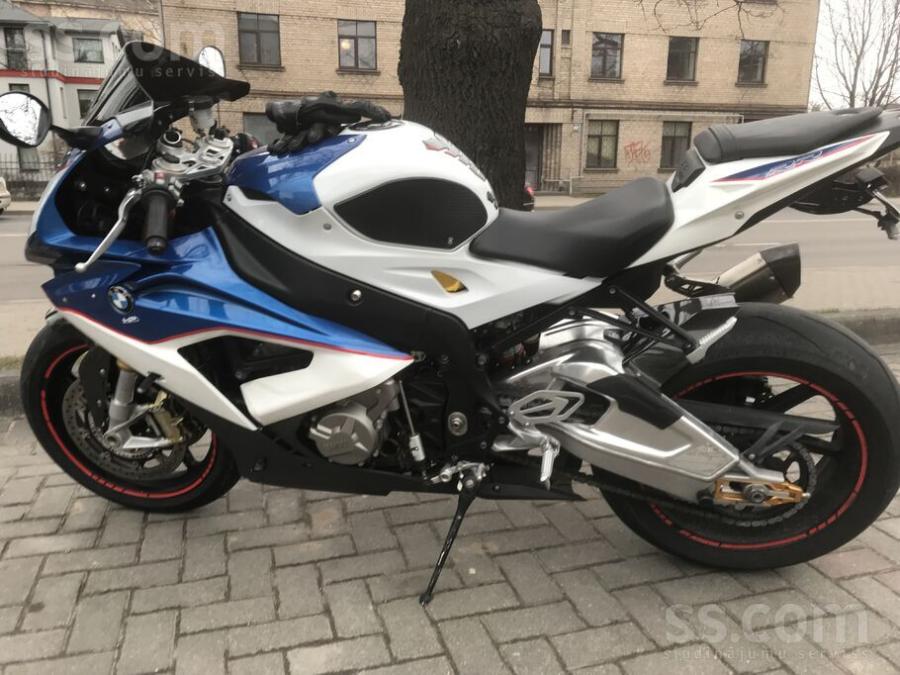 BMW S 1000RR 2016 Rīga, ar dzinēja tilpumu 1.00 L un nobraukumu 0 tūkst. km par 9800 €, foto 3 vietnē AUTOMOTO.COM.LV