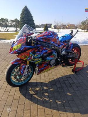 BMW S 1000RR 2016 in Klaipeda, with an engine capacity of 0.00 L and mileage of 18 thousand km for 4900 €, photo 3 on AUTOMOTO.COM.LV
