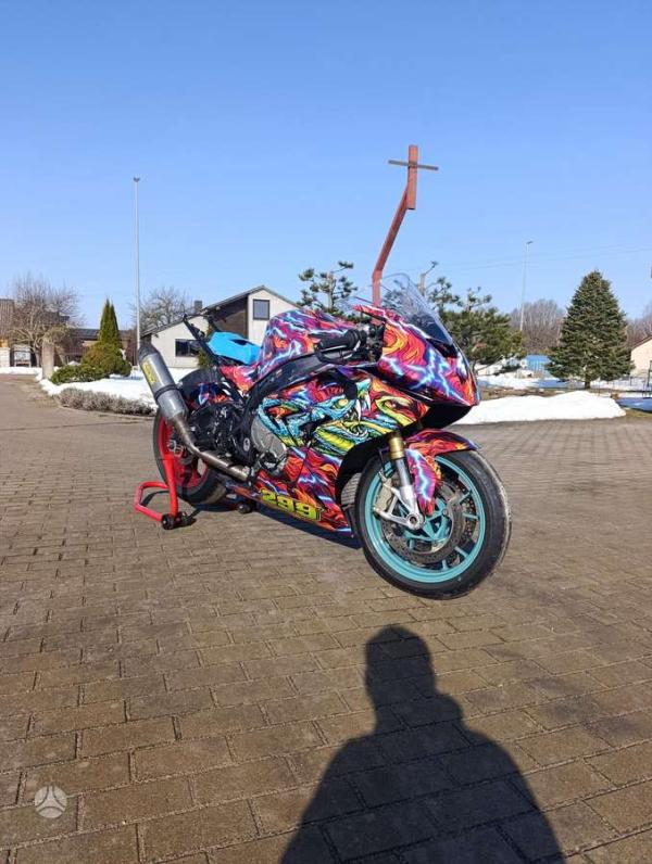 BMW S 1000RR 2016 in Klaipeda, with an engine capacity of 0.00 L and mileage of 18 thousand km for 4900 €, photo 3 on AUTOMOTO.COM.LV